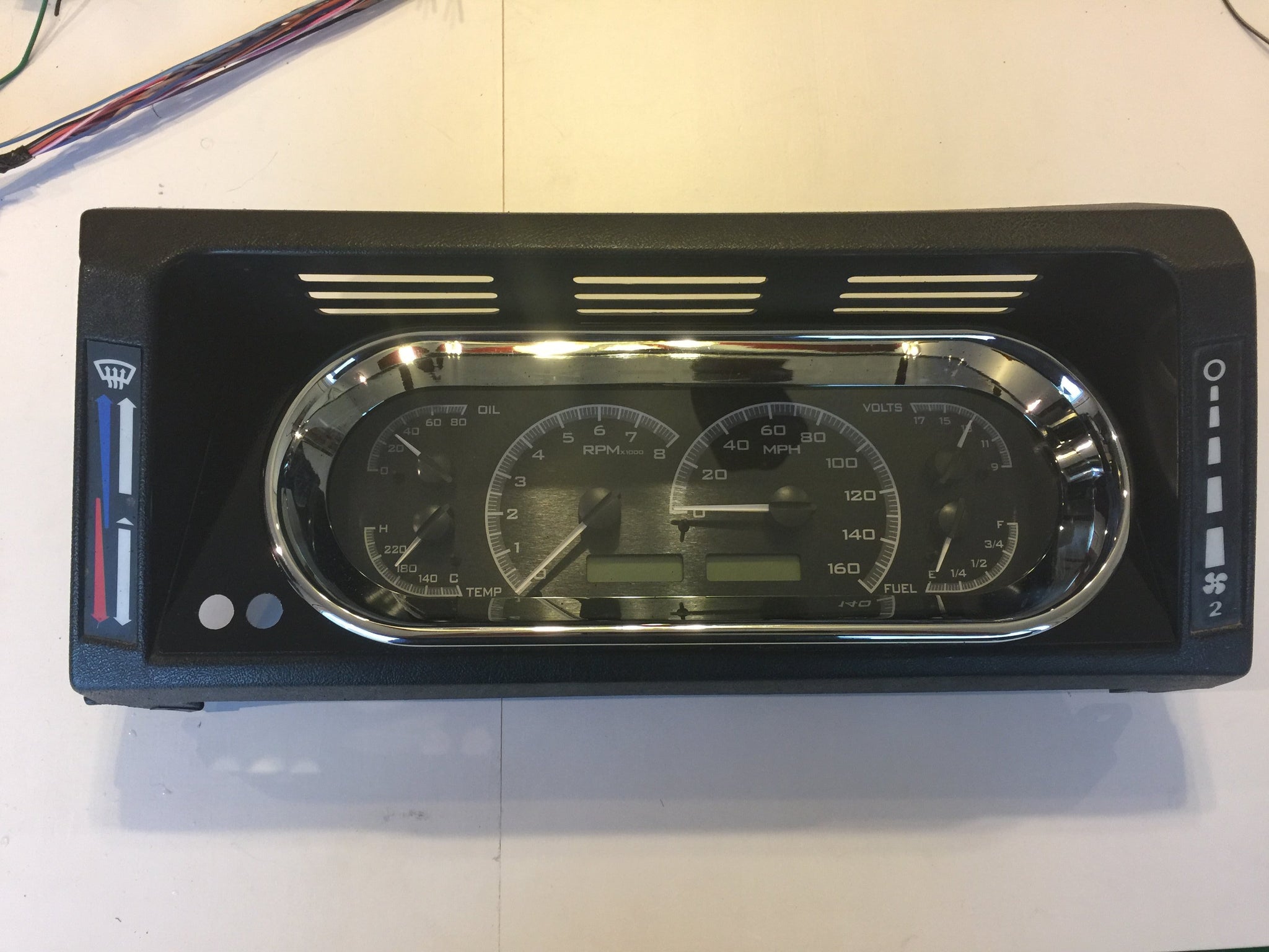 Dakota Digital cluster bezel for Defender – RW Performance Engineering